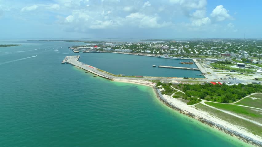 Boats in the Harbor in the Florida Keys image - Free stock photo ...