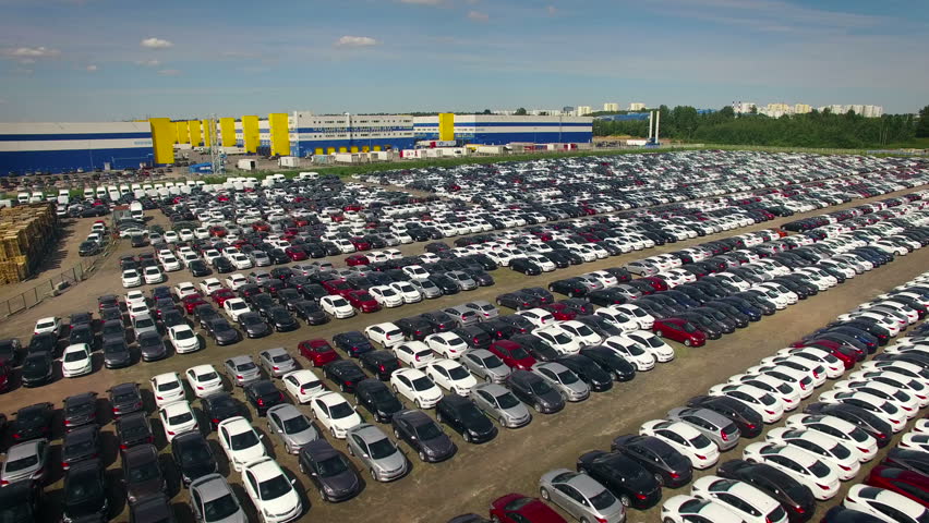 BUSY NIGERIAN MARKET LAGOS, NIGERIA - APRIL 5, 2017: A Busy Market In ...