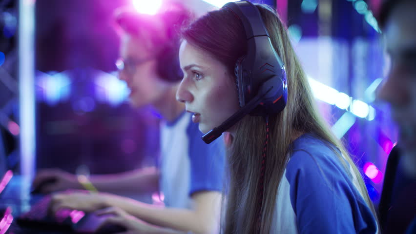 Professional Girl Gamer Plays In MMORPG/ Strategy Video Game On Her ...